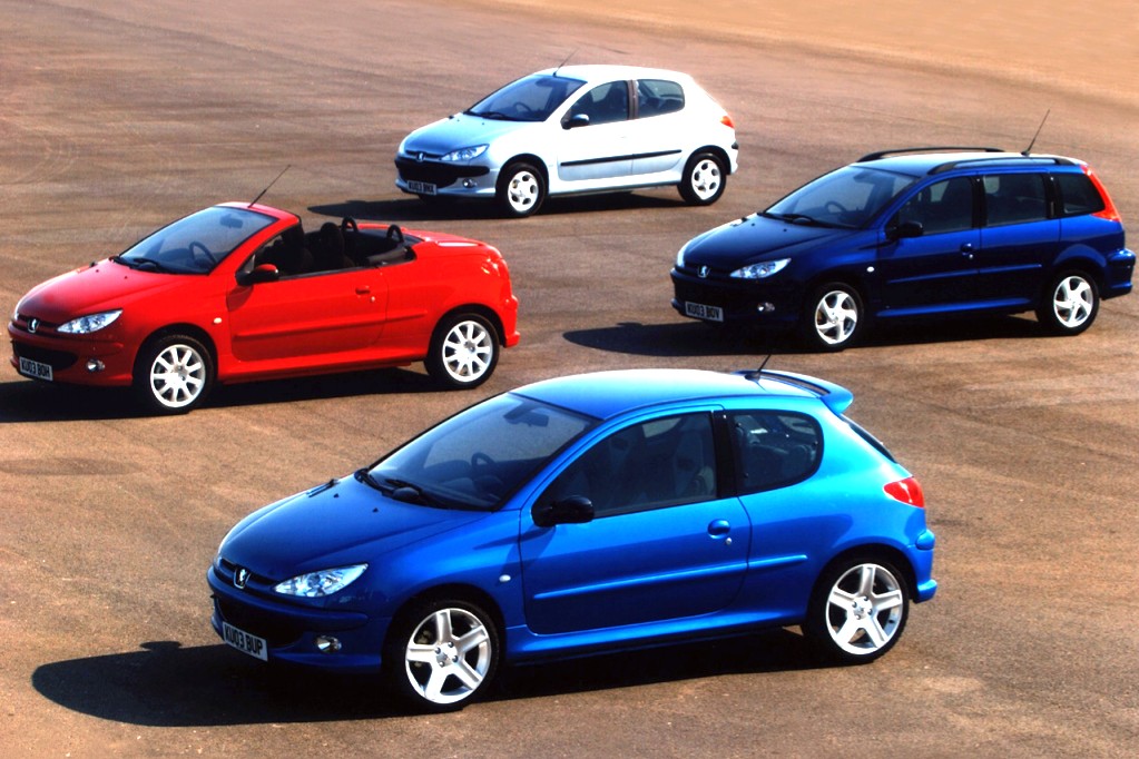 El Peugeot 206 cumple 20 años - AUTOWEB Argentina