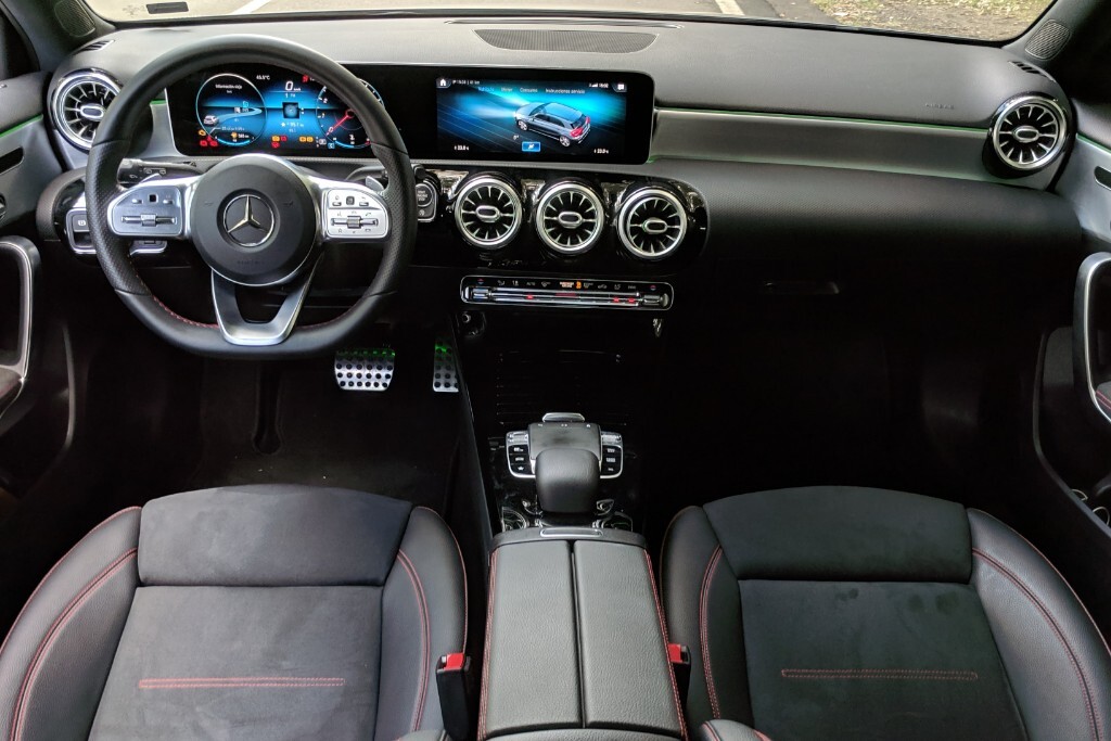 Prueba: Mercedes-Benz A250 AMG-Line - AUTOWEB Argentina