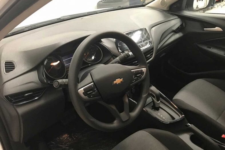 Así es el nuevo Chevrolet Onix básico - AUTOWEB Argentina