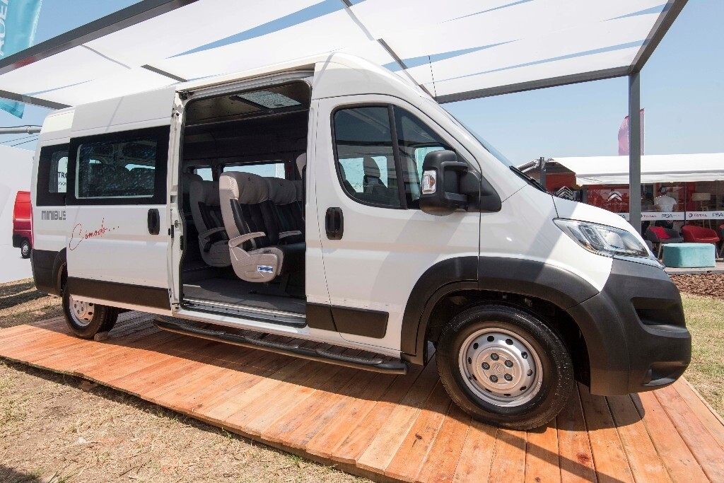 CItroën lanza el Jumper Minibus - AUTOWEB Argentina