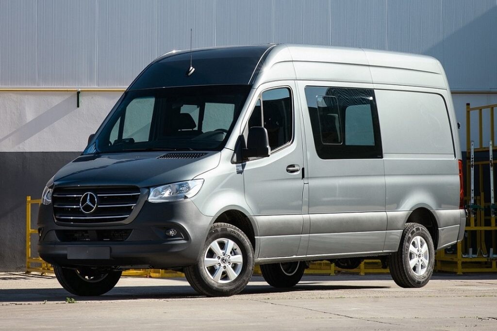 Mercedes Sprinter: nuevas versiones y garantía de dos años - AUTOWEB ...