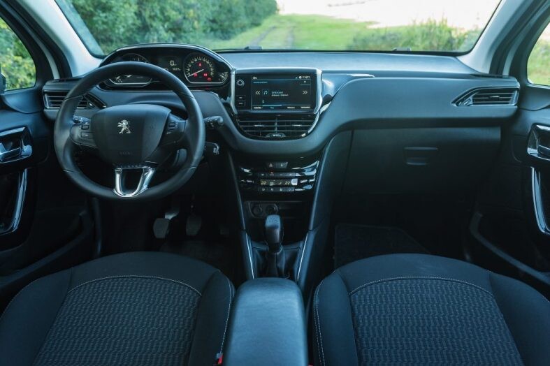 Prueba: Peugeot 208 Allure Plus HDi - AUTOWEB Argentina