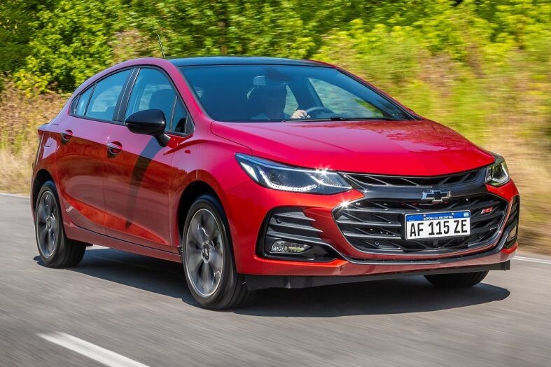 Chevrolet lanza los Cruze RS y Midnight - AUTOWEB Argentina