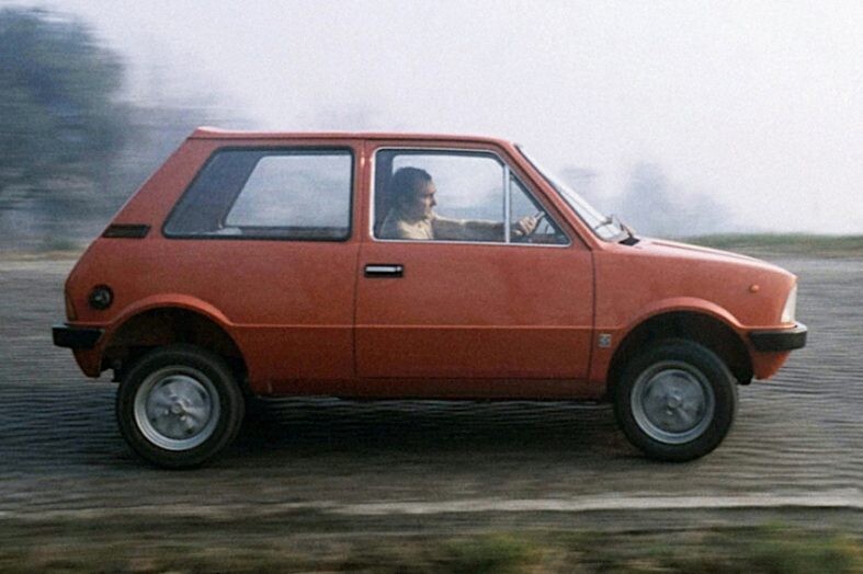 La curiosa historia del Innocenti Mini que diseñó Bertone - AUTOWEB ...