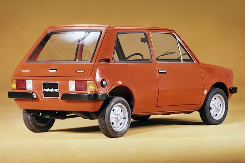 La curiosa historia del Innocenti Mini que diseñó Bertone - AUTOWEB ...