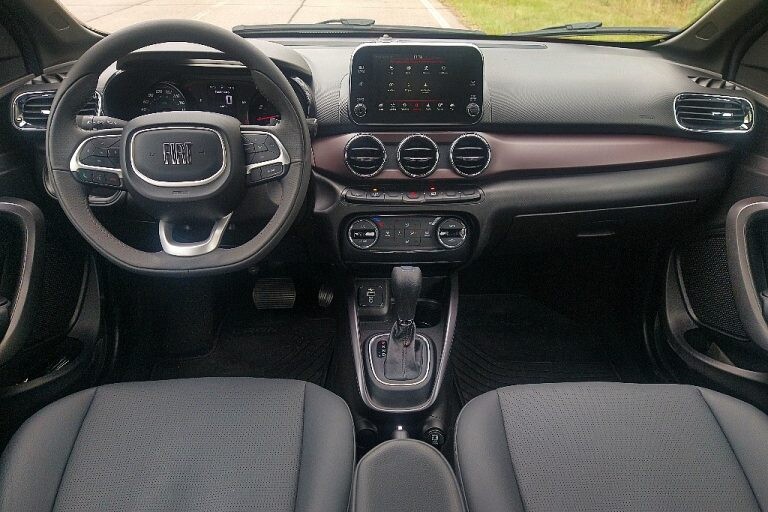 Prueba: Fiat Cronos Precision 1.3 CVT - AUTOWEB Argentina