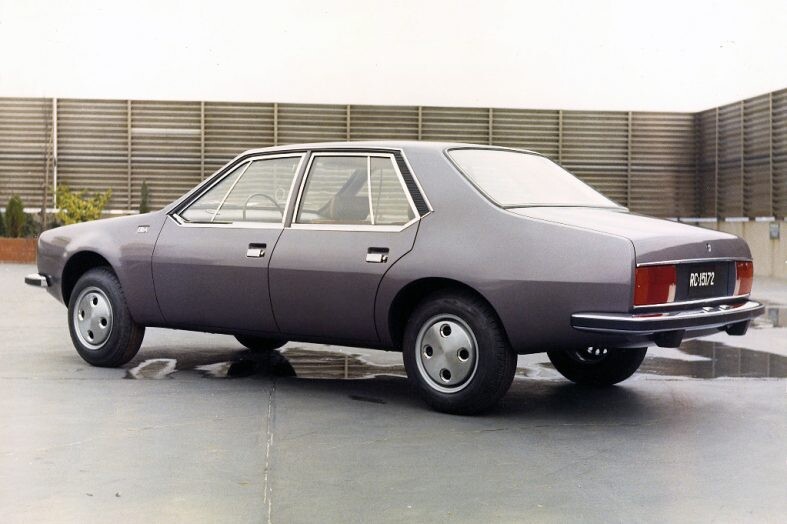 La historia del Renault 40, el fallido sucesor del Torino - AUTOWEB ...