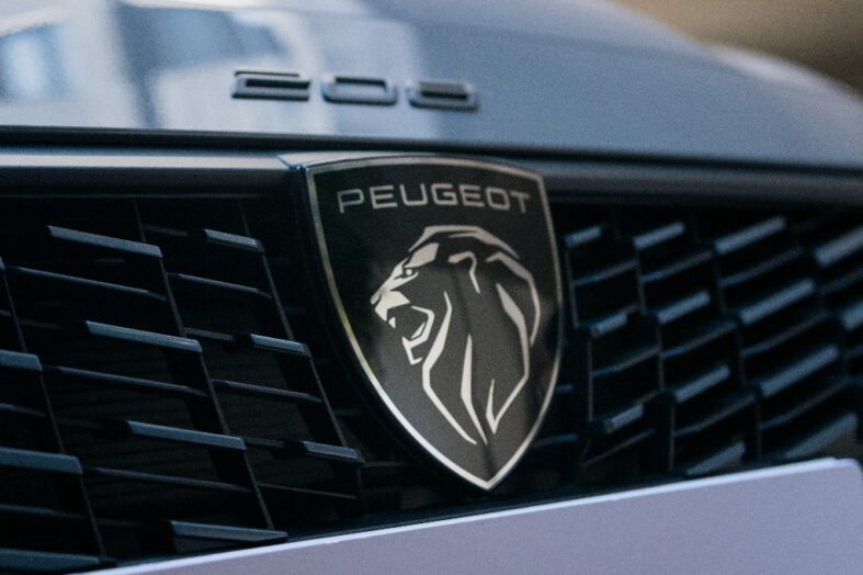 Una x una: todas las novedades del Peugeot 208 GT con respecto al ...