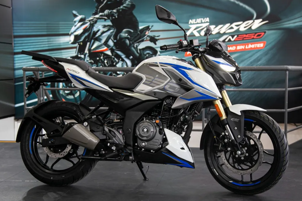 Bajaj lanza la Rouser N250 UG en Argentina - AUTOWEB Argentina